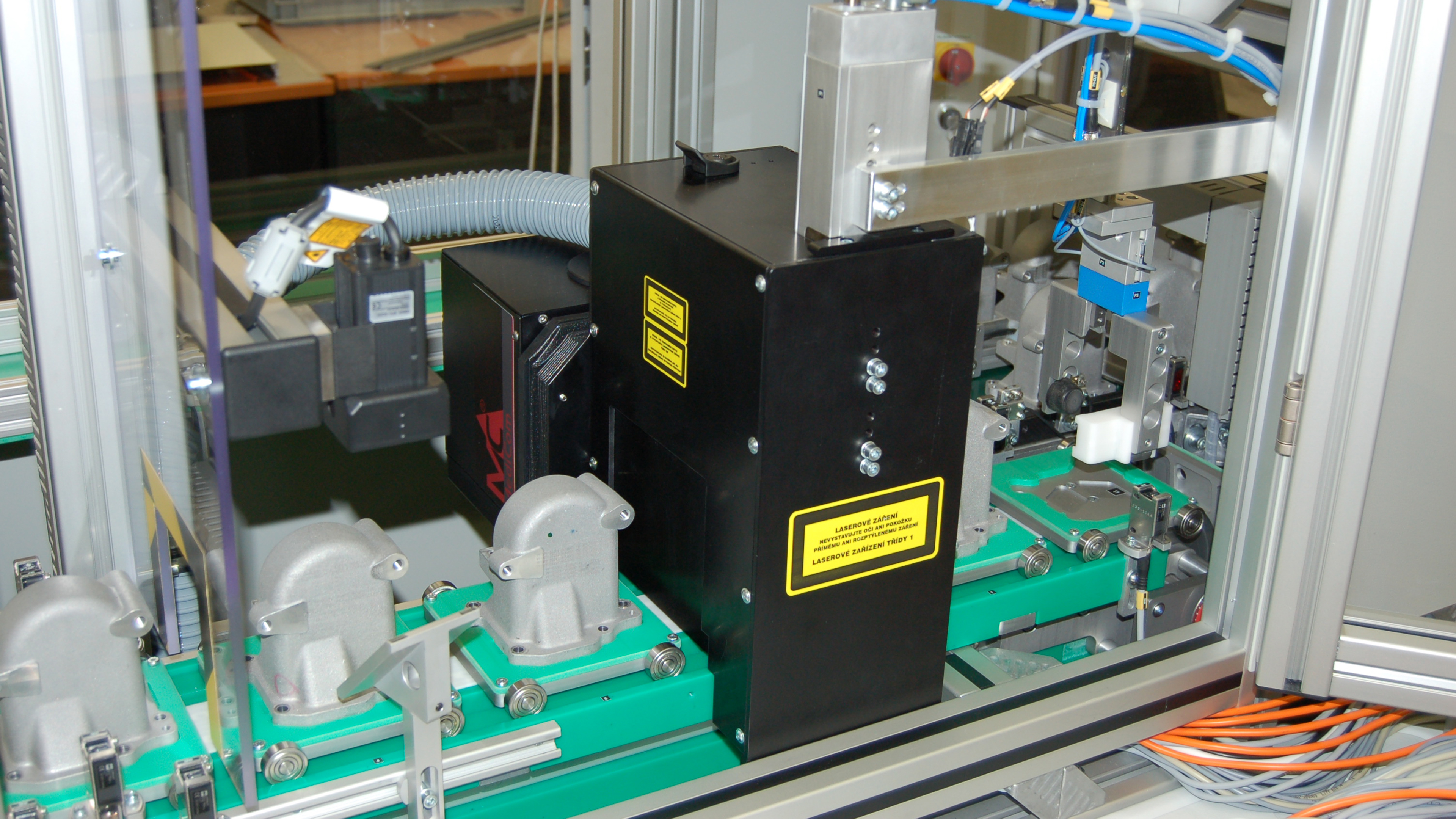 Laser marking and sorting of castings - Medicom